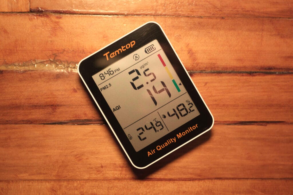 Temtop S1+ Review - The Most Affordable Portable Air Quality Monitor